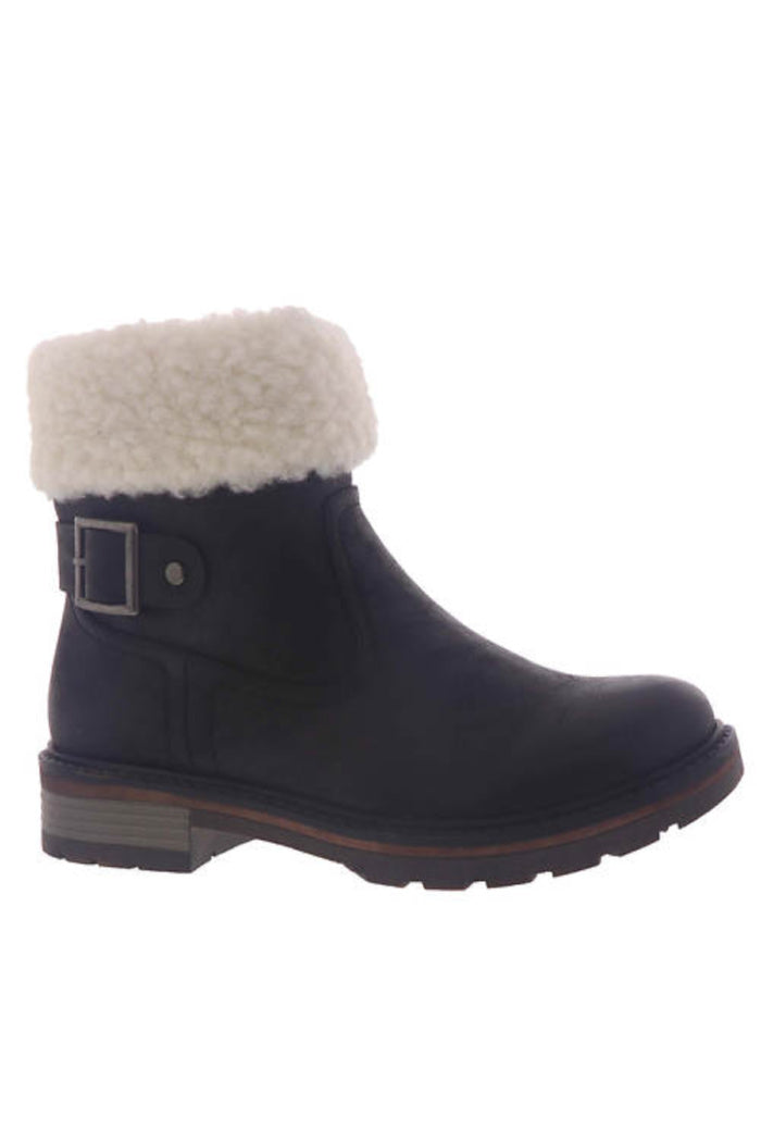 Wanderlust Windsor Waterproof Boots in Black – villageshoes